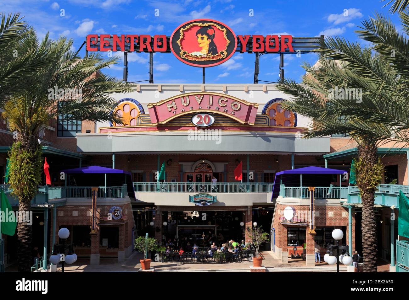 Centro ybor hi-res stock photography and images - Alamy