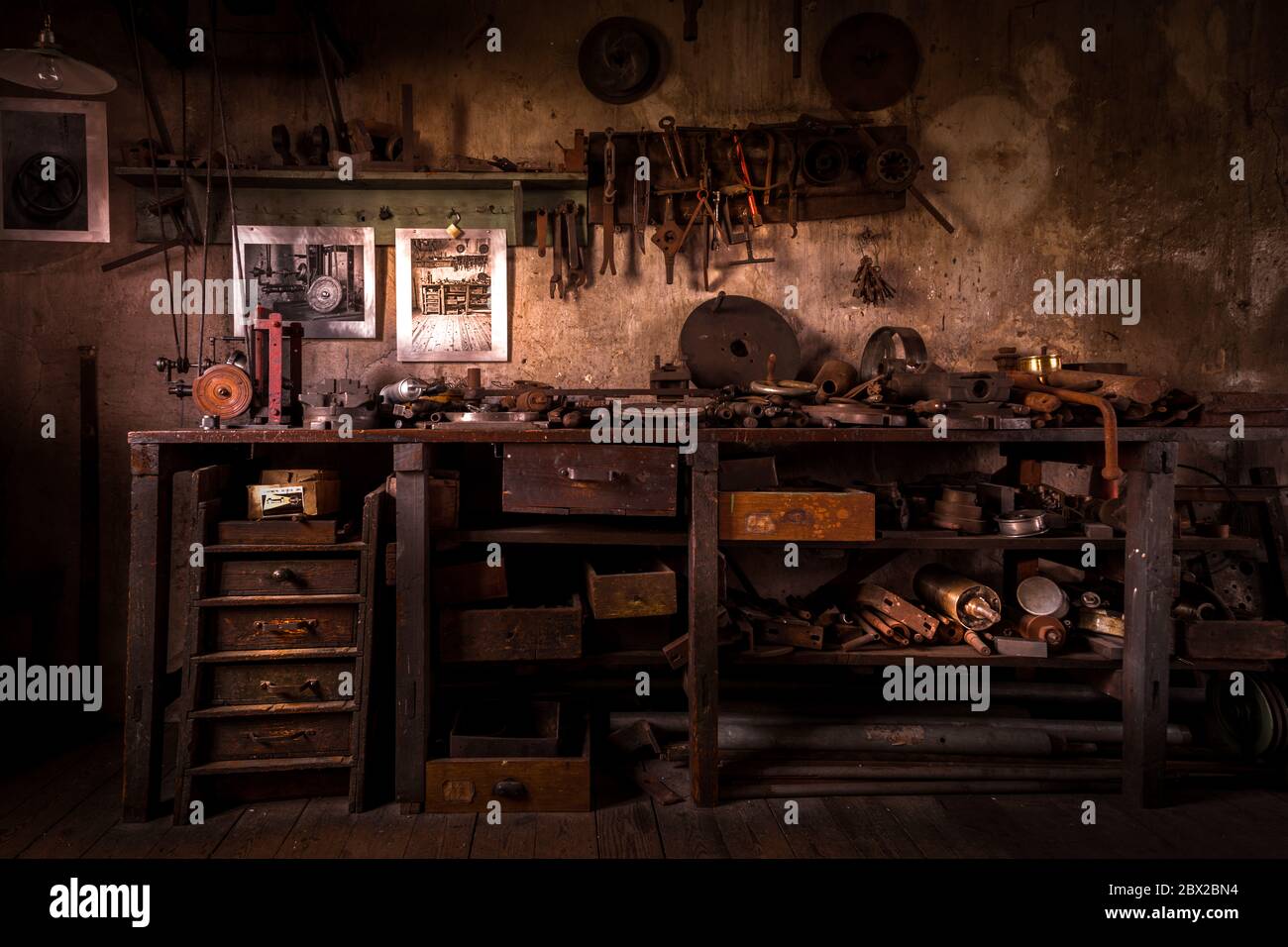 Metalworkshop hi-res stock photography and images - Alamy