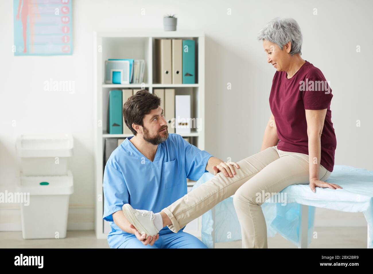Physical exam male hi-res stock photography and images - Alamy