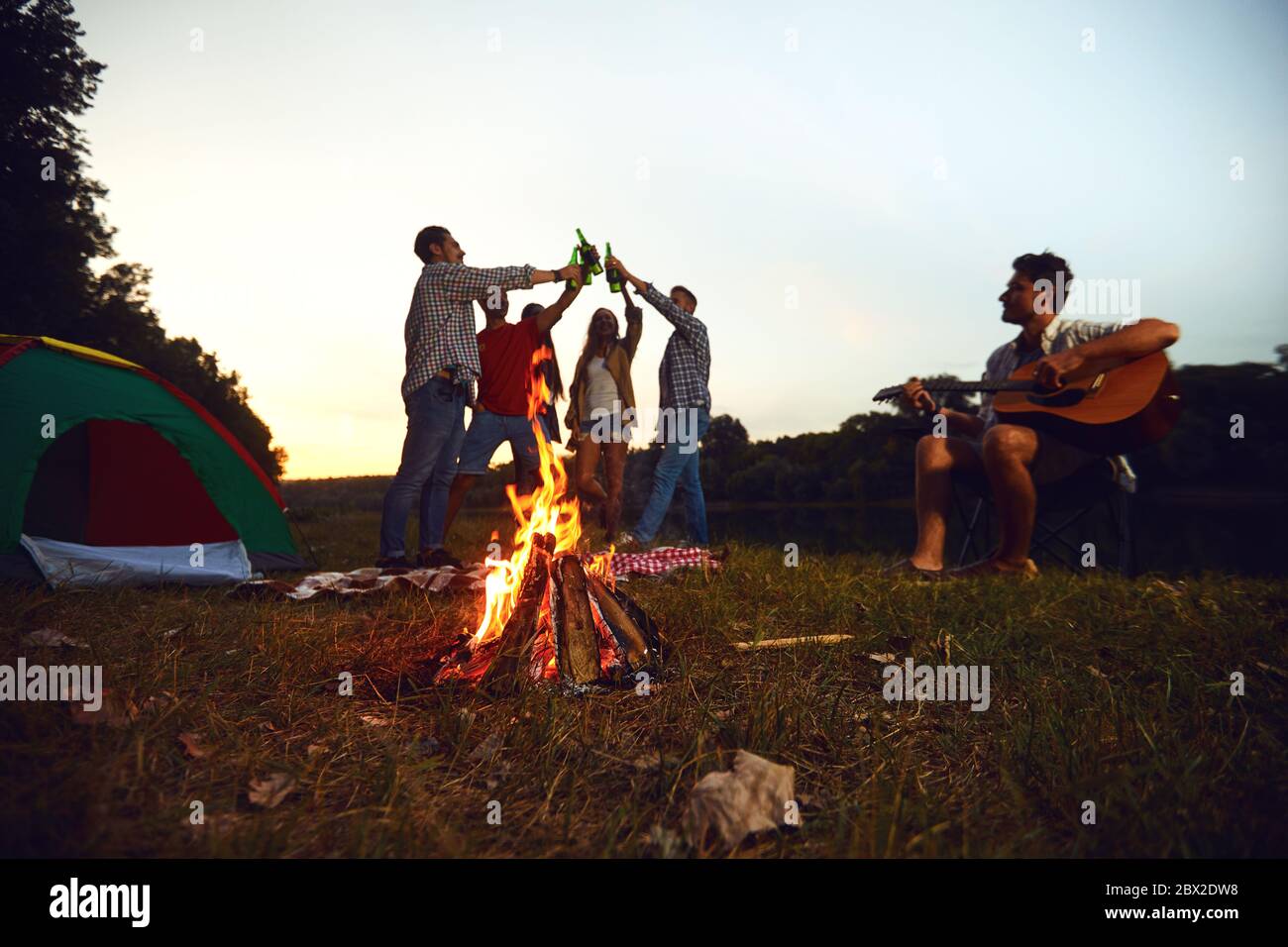 Bonfire night family hi-res stock photography and images - Alamy