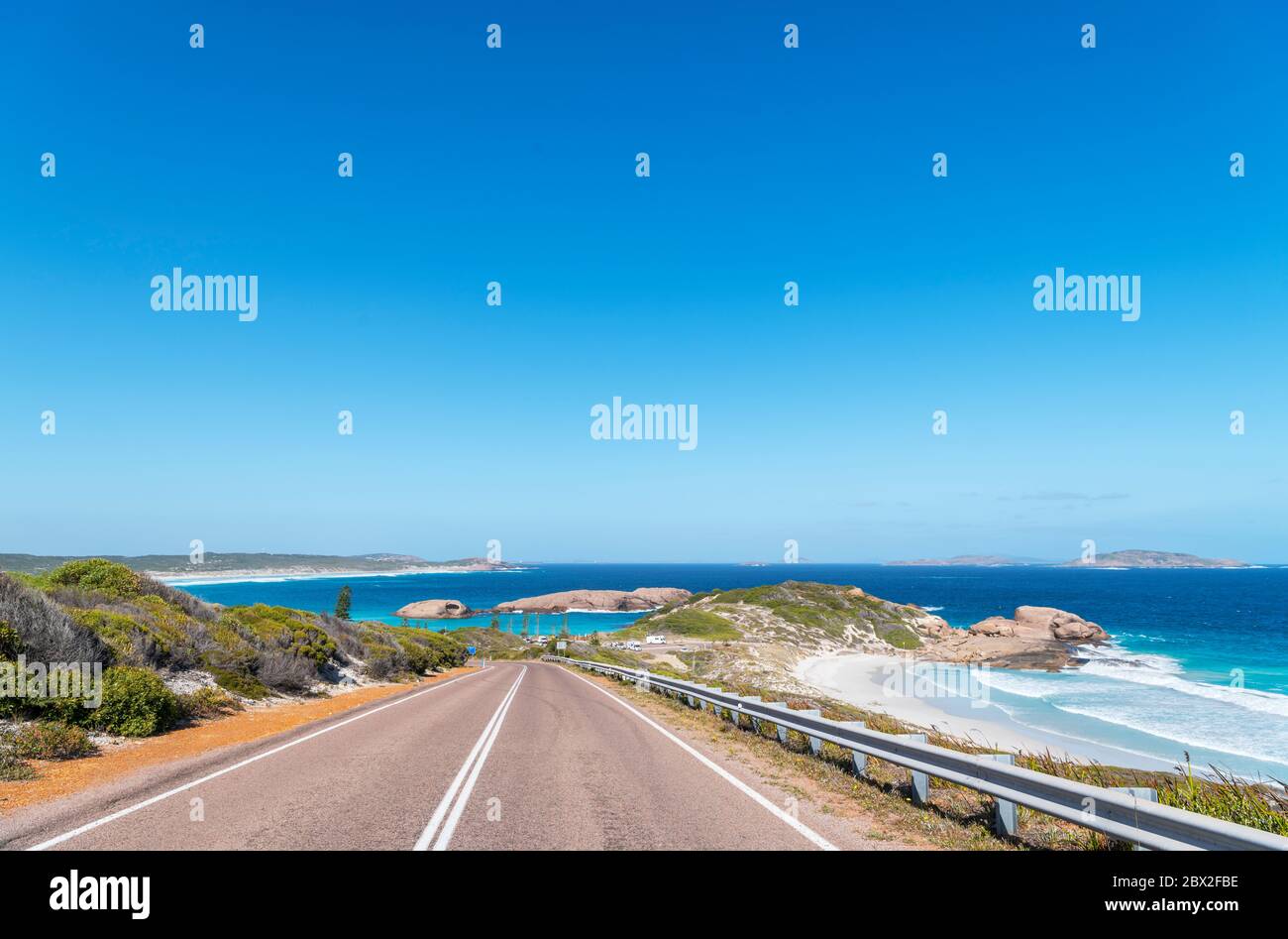 Empty road looking towards Lovers Cove and Twilight Beach, Great Ocean ...