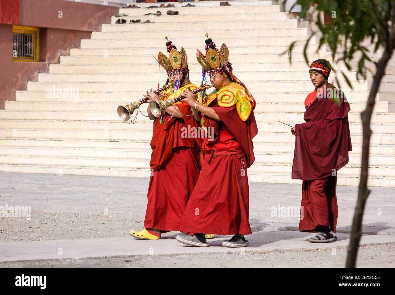 Indian mandala red hi-res stock photography and images - Alamy