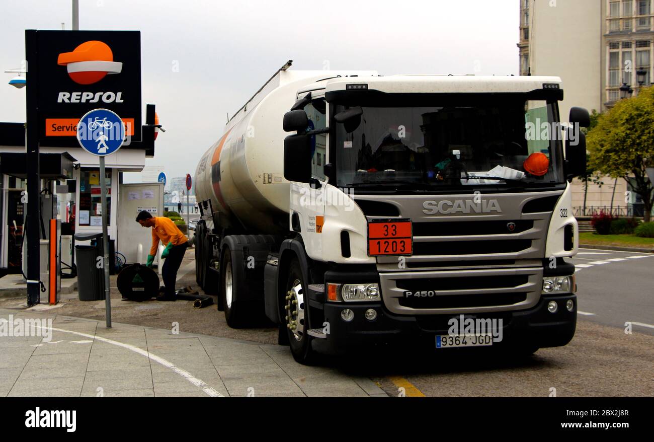 Tanker Lorry High Resolution Stock Photography and Images - Alamy