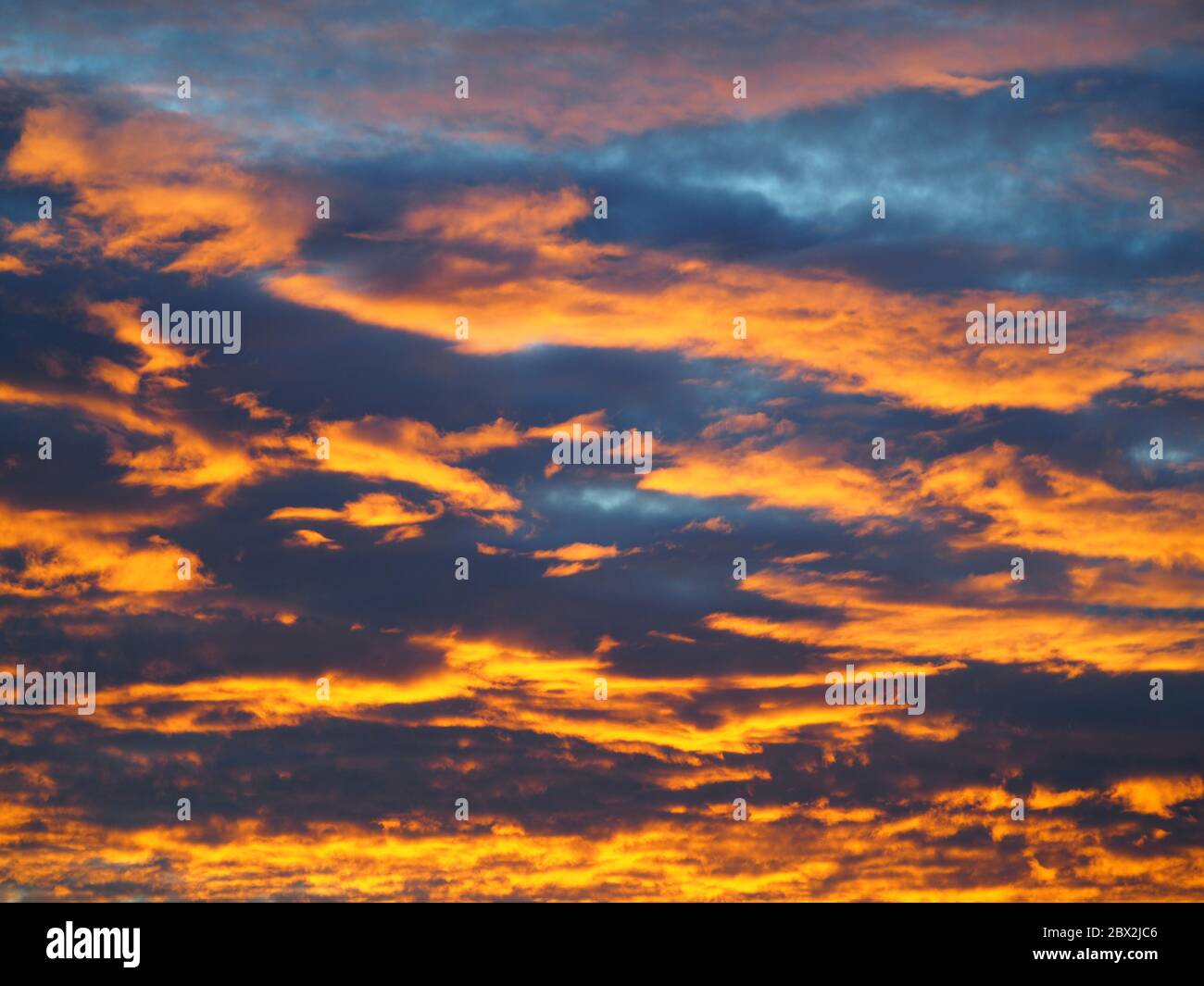 Mixed clouds hi-res stock photography and images - Alamy