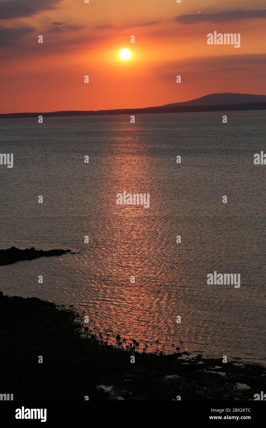 Morecambe Bay sunset Stock Photo - Alamy