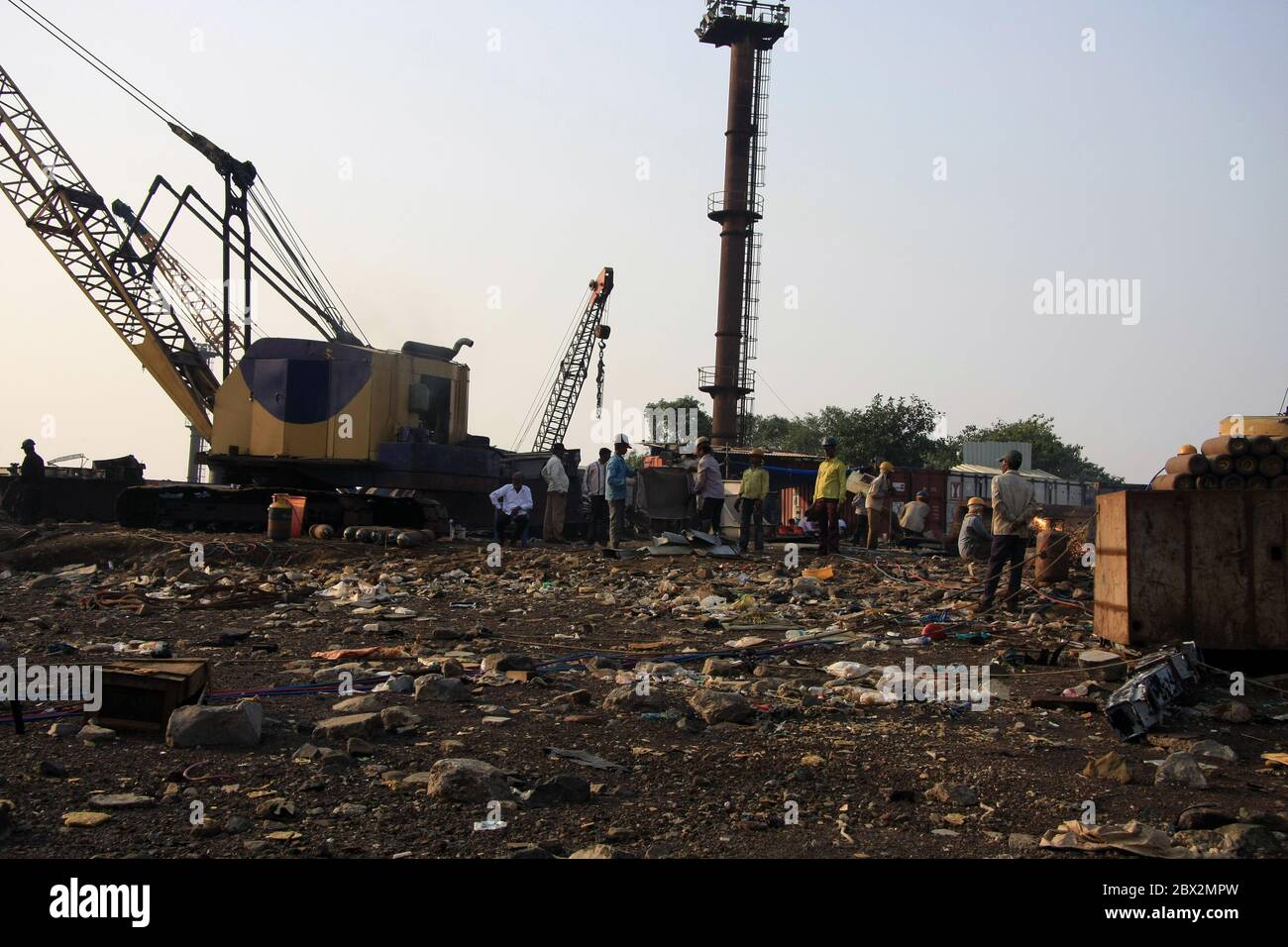 Shipbreaking Yard in Darukhana, Mumbai, India – INS Vikrant dismantling ...