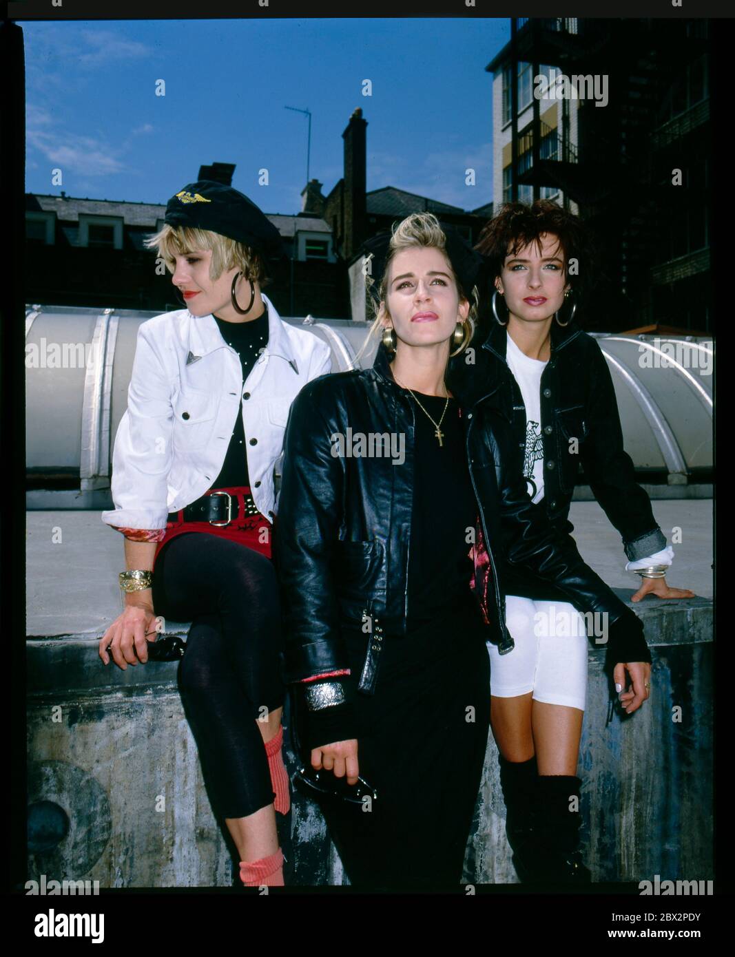 Of the pop group bananarama hi-res stock photography and images - Alamy