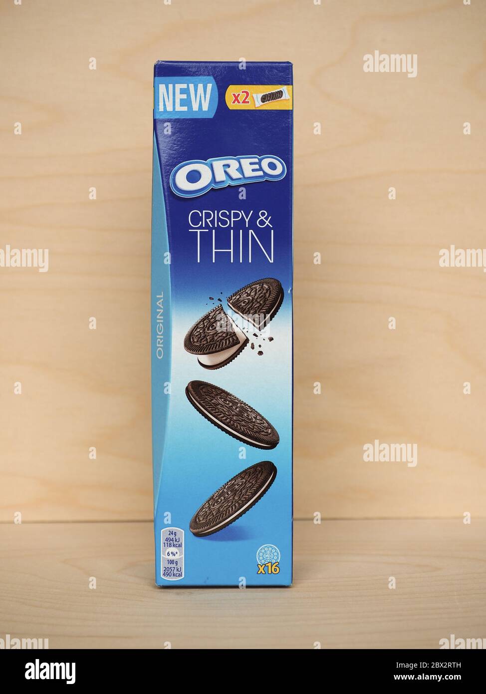 Packet of oreo biscuits hi-res stock photography and images - Alamy