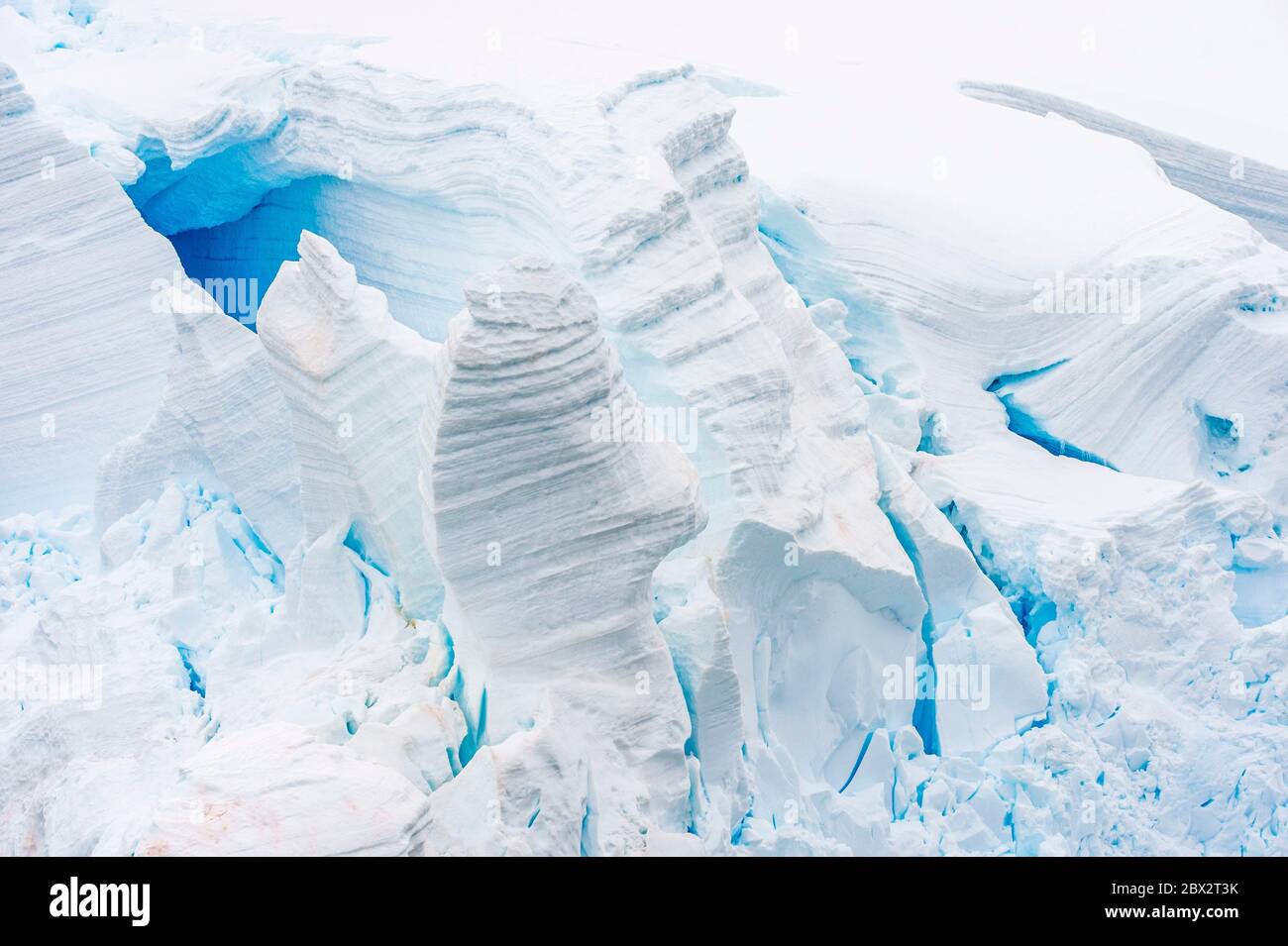 Deep crevasses hi-res stock photography and images - Alamy