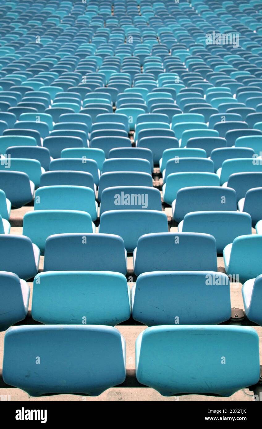 Stadium seating architecture hi-res stock photography and images - Alamy