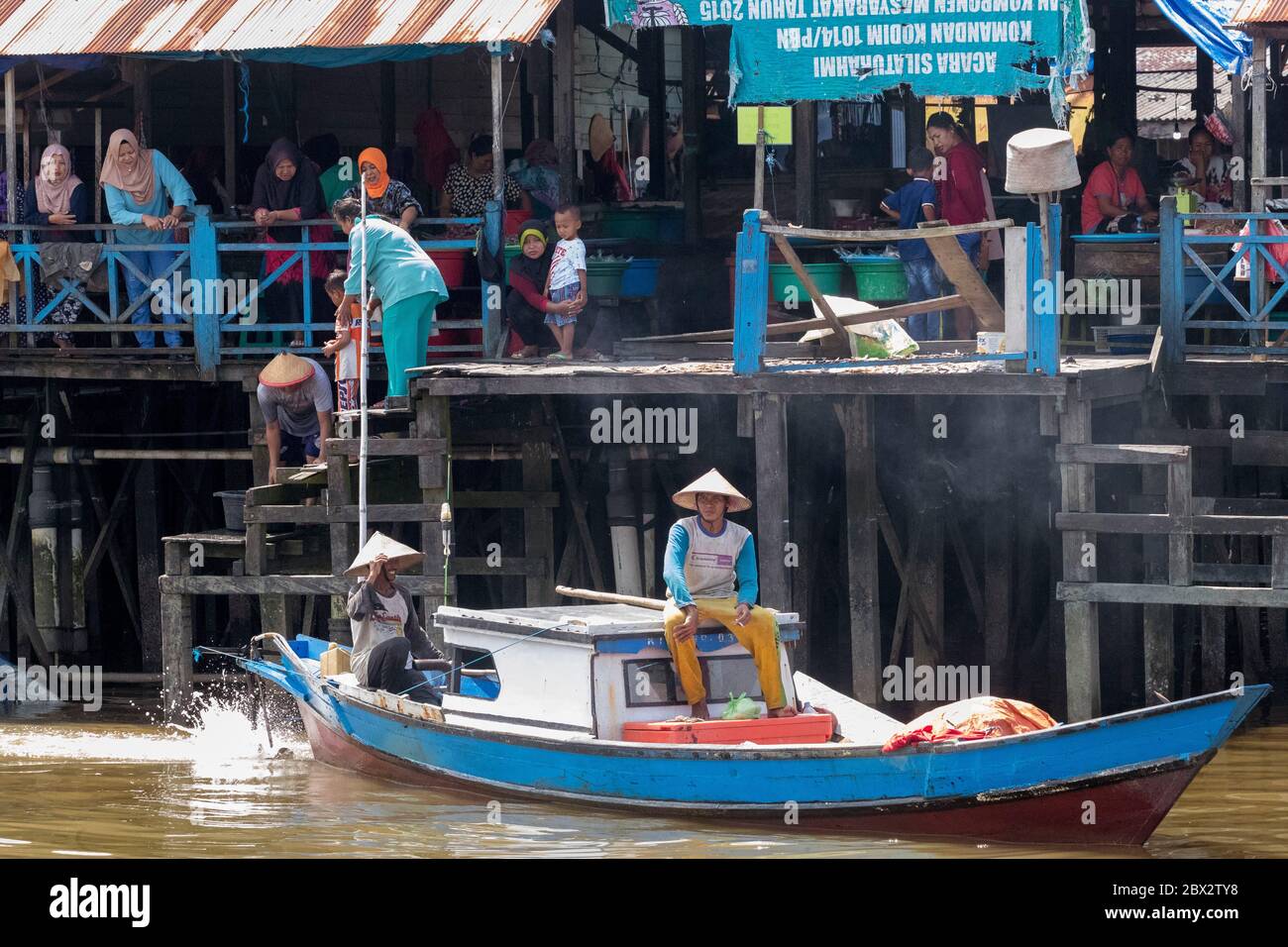 Indonesia, Borneo, Kalimantan, City of Kumai, Port Stock Photo - Alamy