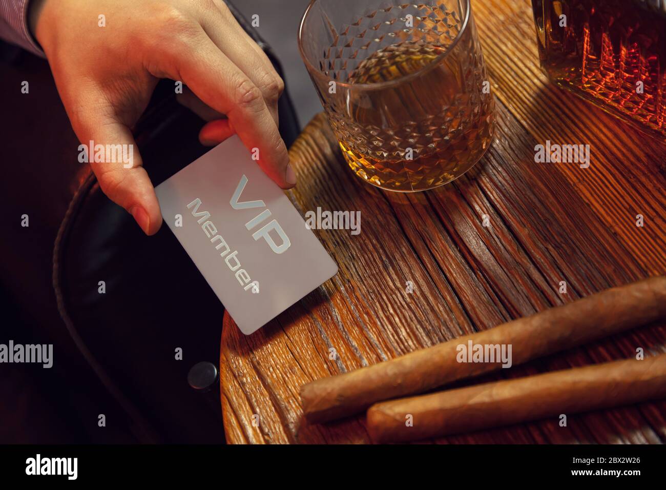 Exclusive party hi-res stock photography and images - Alamy