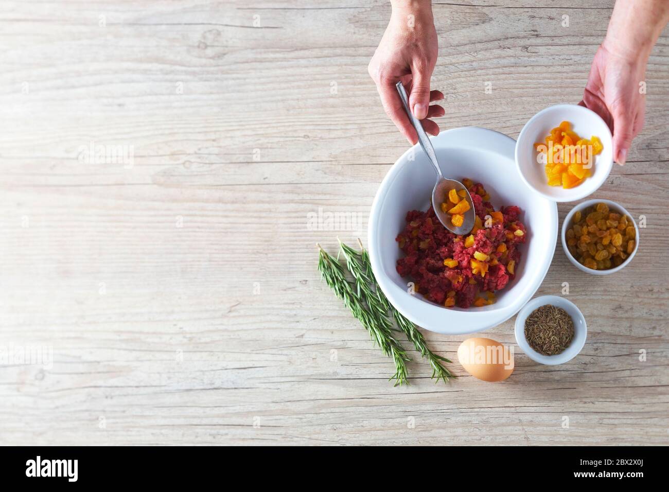 Skewer dumpling hi-res stock photography and images - Alamy