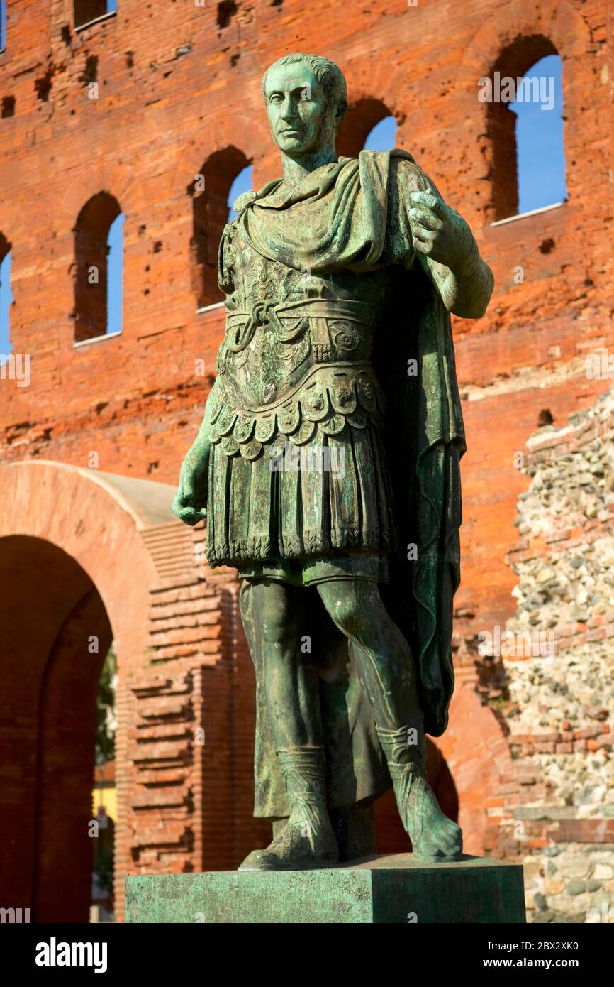 Italy, Piedmont, Turin province, Turin, Piazza Cesare Augusto, statue ...