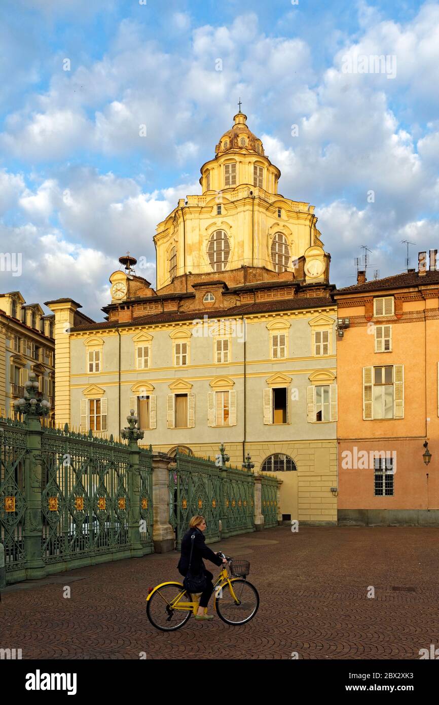 Italy, Piedmont, Turin, province, Turin, Piazza Castelo, San Lorenzo ...