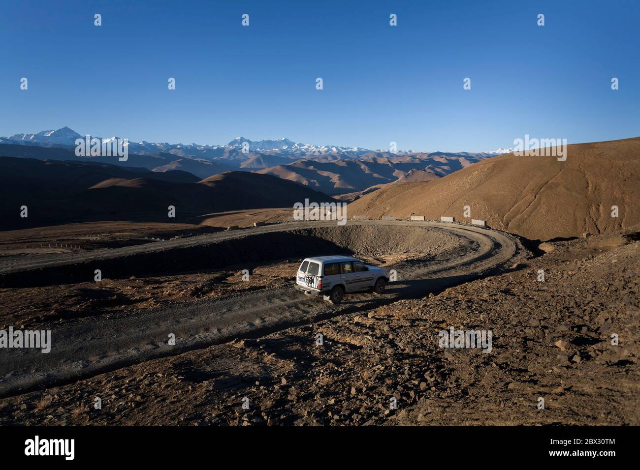 Kathmandu to everest hi-res stock photography and images - Alamy