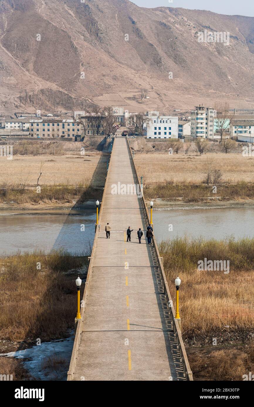 Tumen crossing hi-res stock photography and images - Alamy