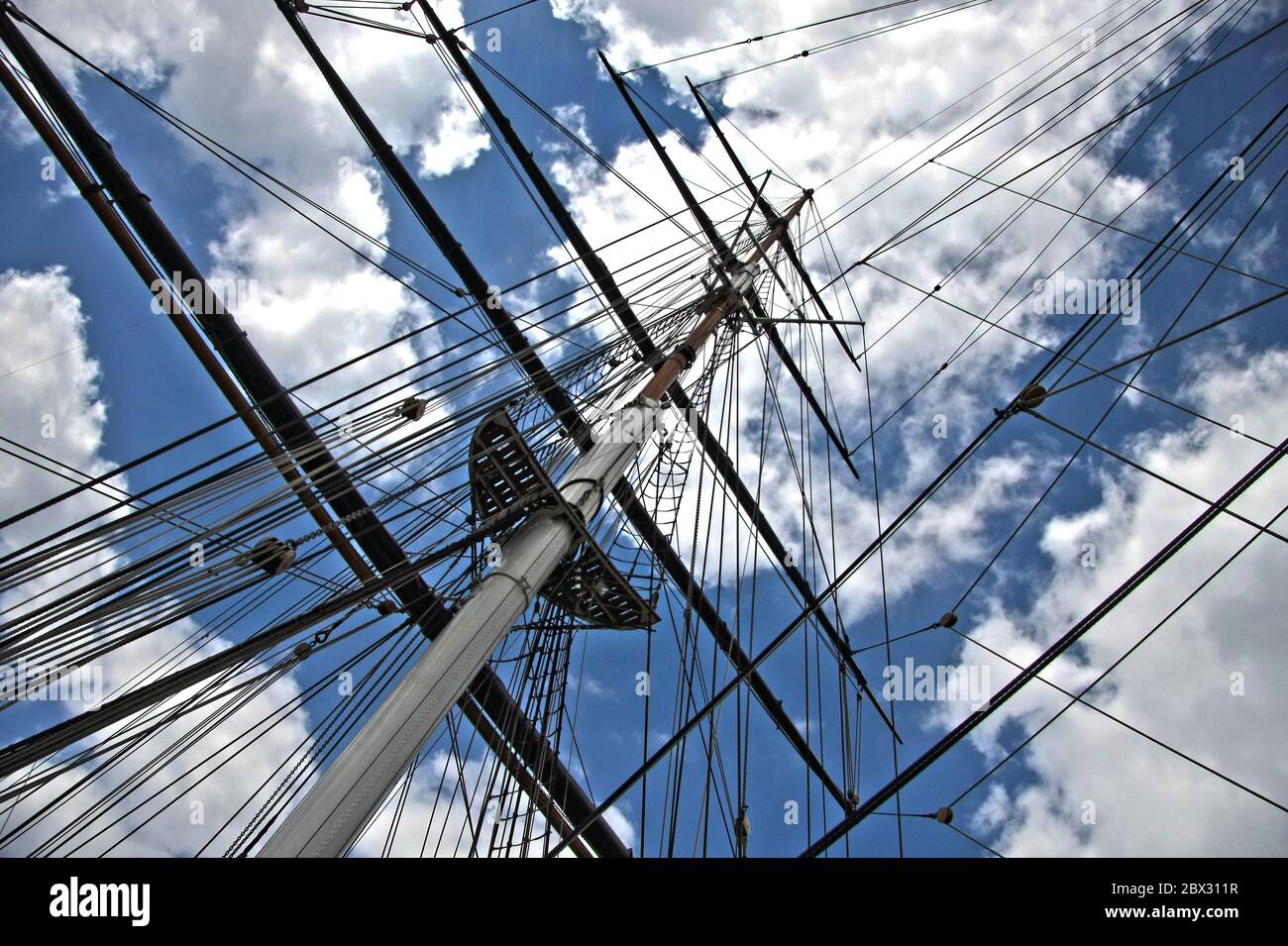 Old sailing ship masts sails rigging hi-res stock photography and ...