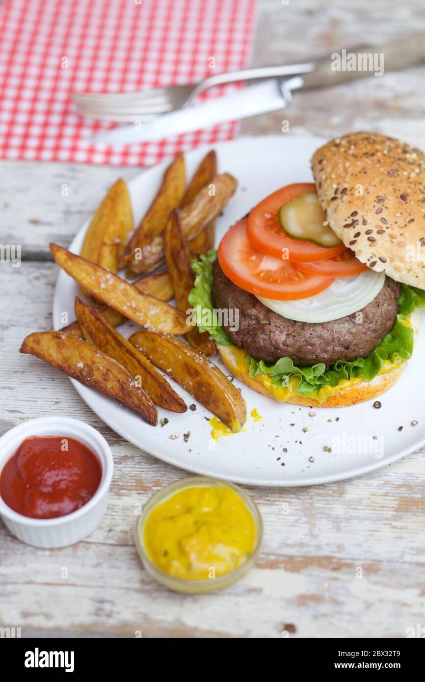 Classic burger classic burger Stock Photo - Alamy
