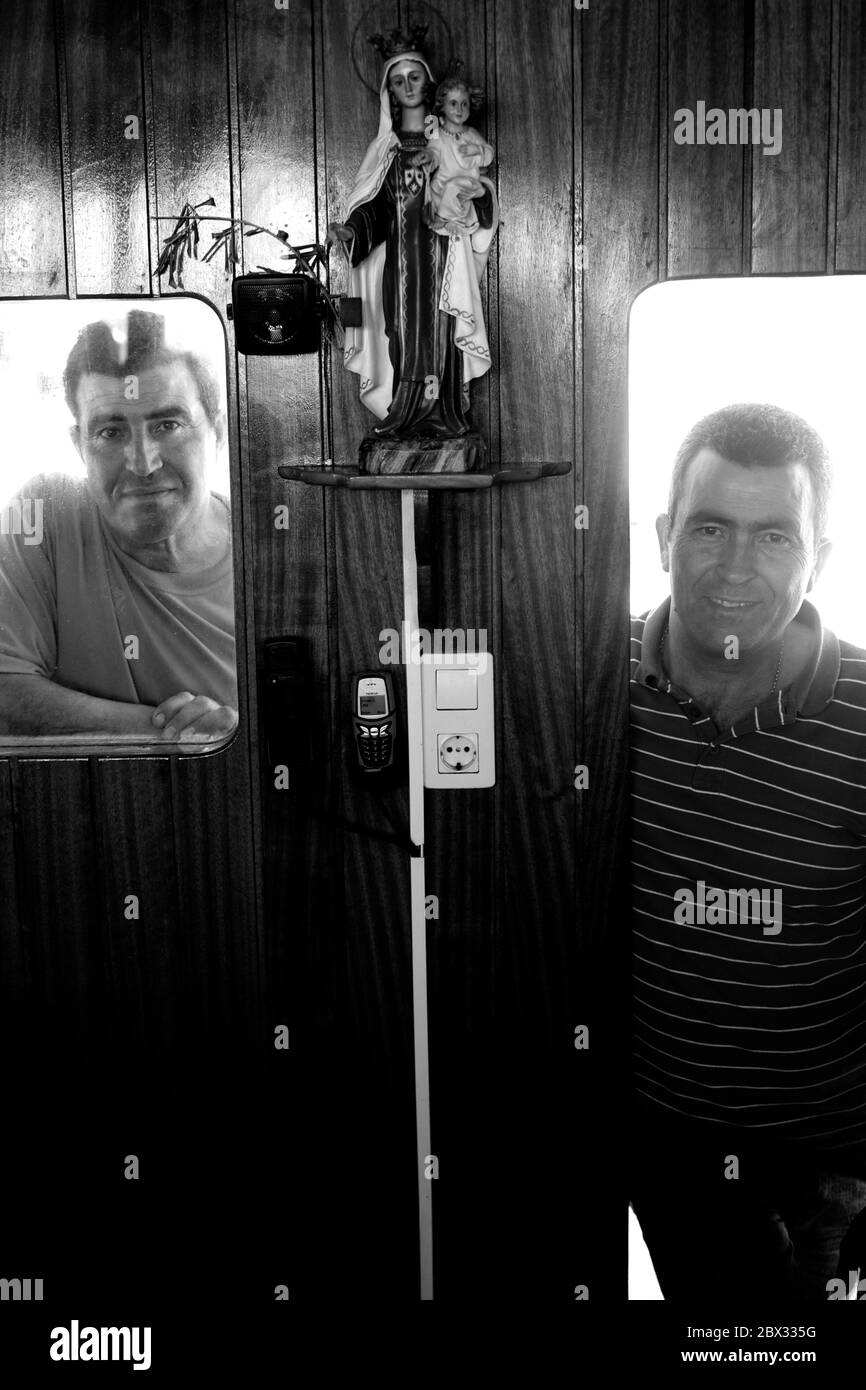 Spain, Galicia, canned Ramon Pena, mussel breeder and fisherman for the ...