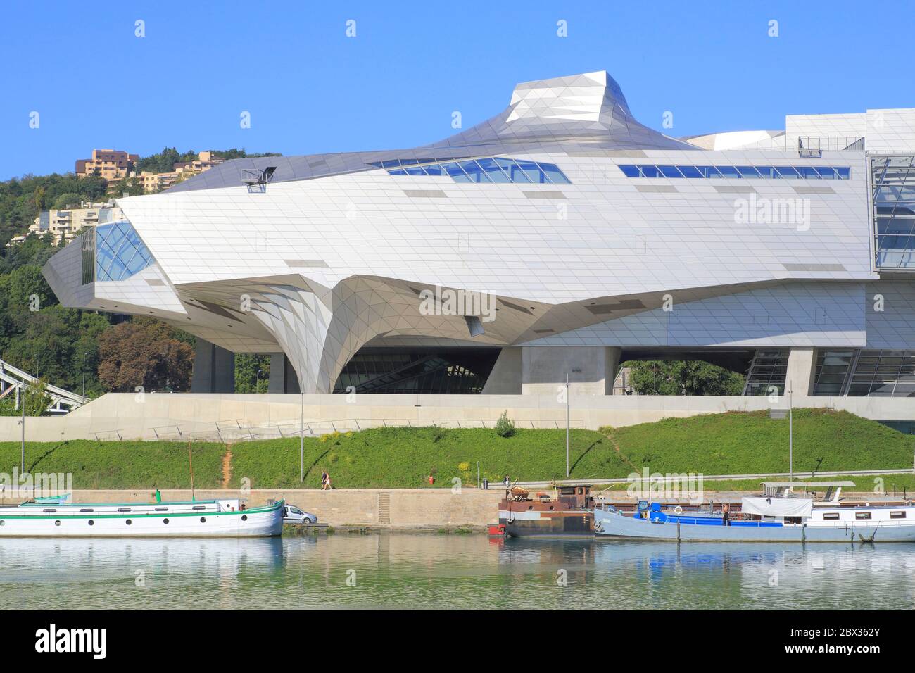 Deconstructivist hi-res stock photography and images - Alamy