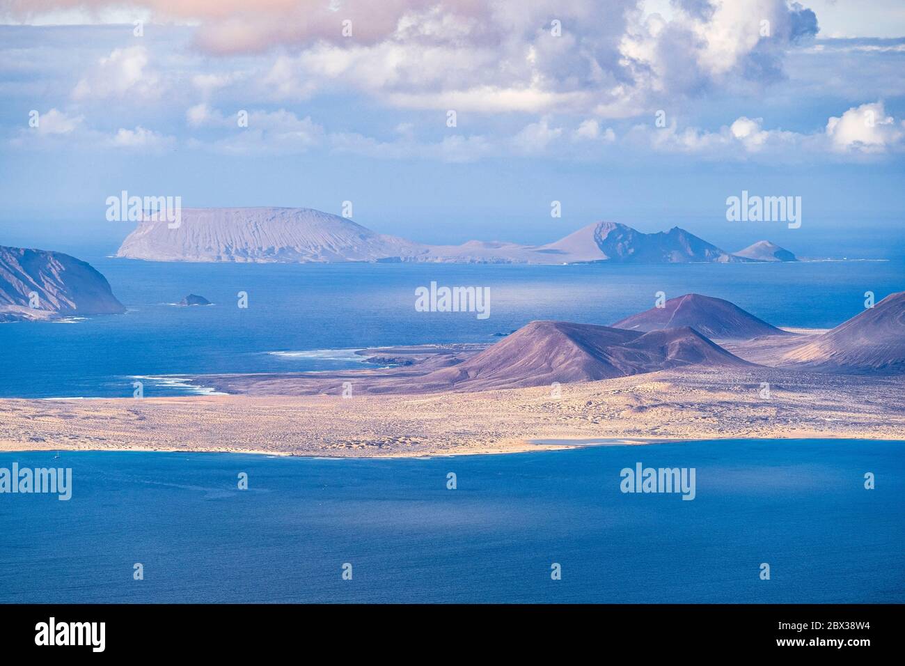 Alegranza island hi-res stock photography and images - Alamy
