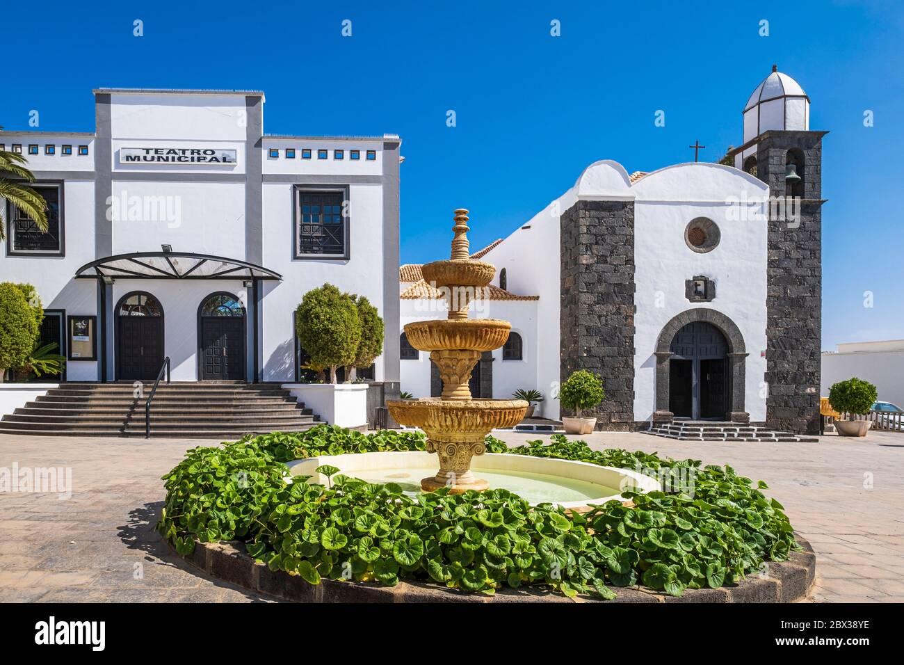 Spain, Canary islands, Lanzarote island, San Bartolomé, Plaza Leon y ...