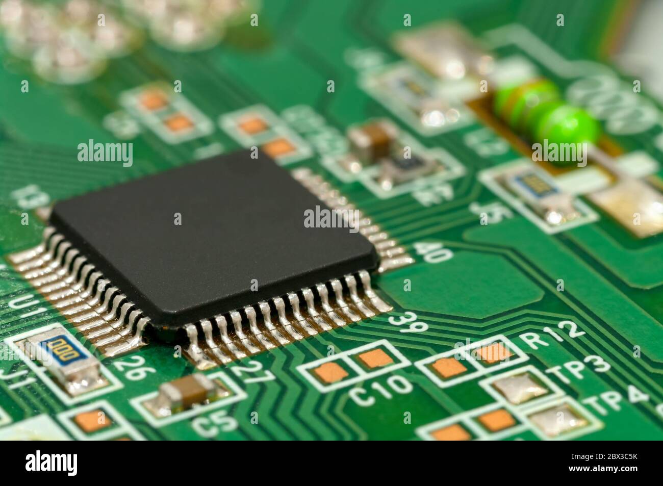 Single-chip controller on circuit board with strapping Stock Photo - Alamy