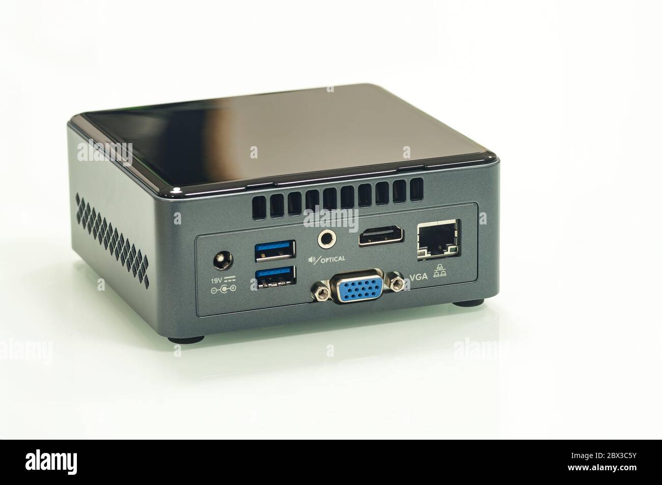 Computer ports hi-res stock photography and images - Alamy