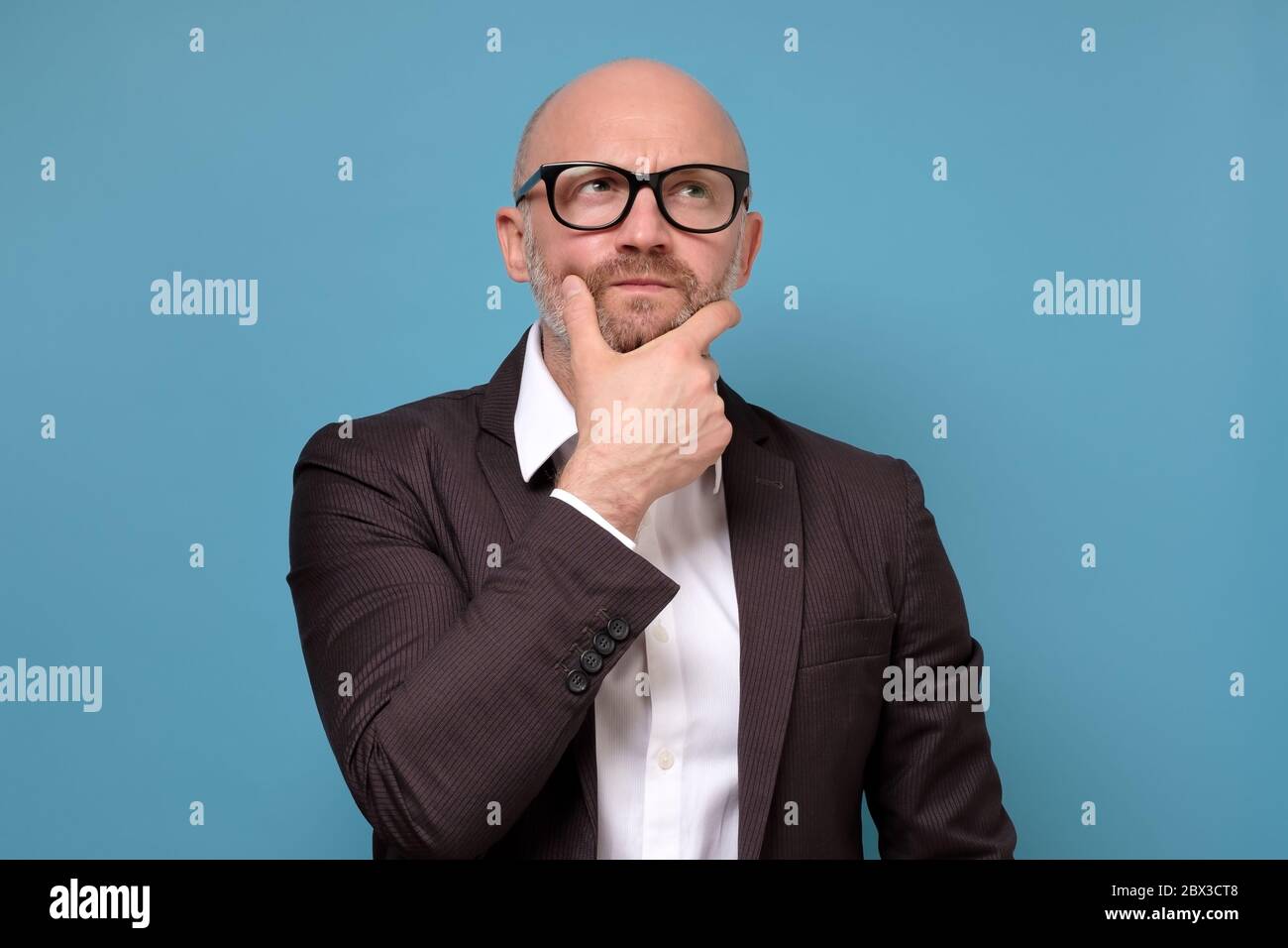 Awkward questioning hi-res stock photography and images - Alamy