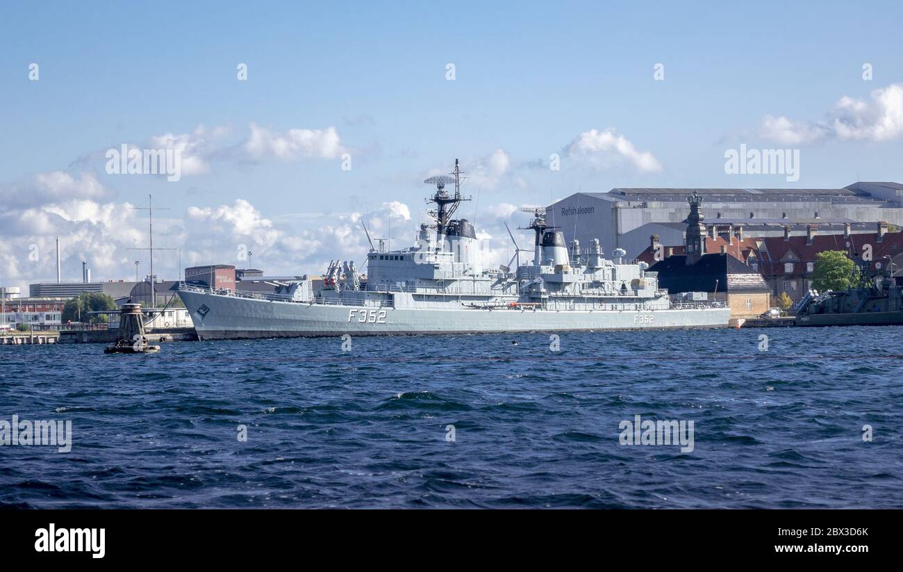 Royal danish navy hi-res stock photography and images - Alamy