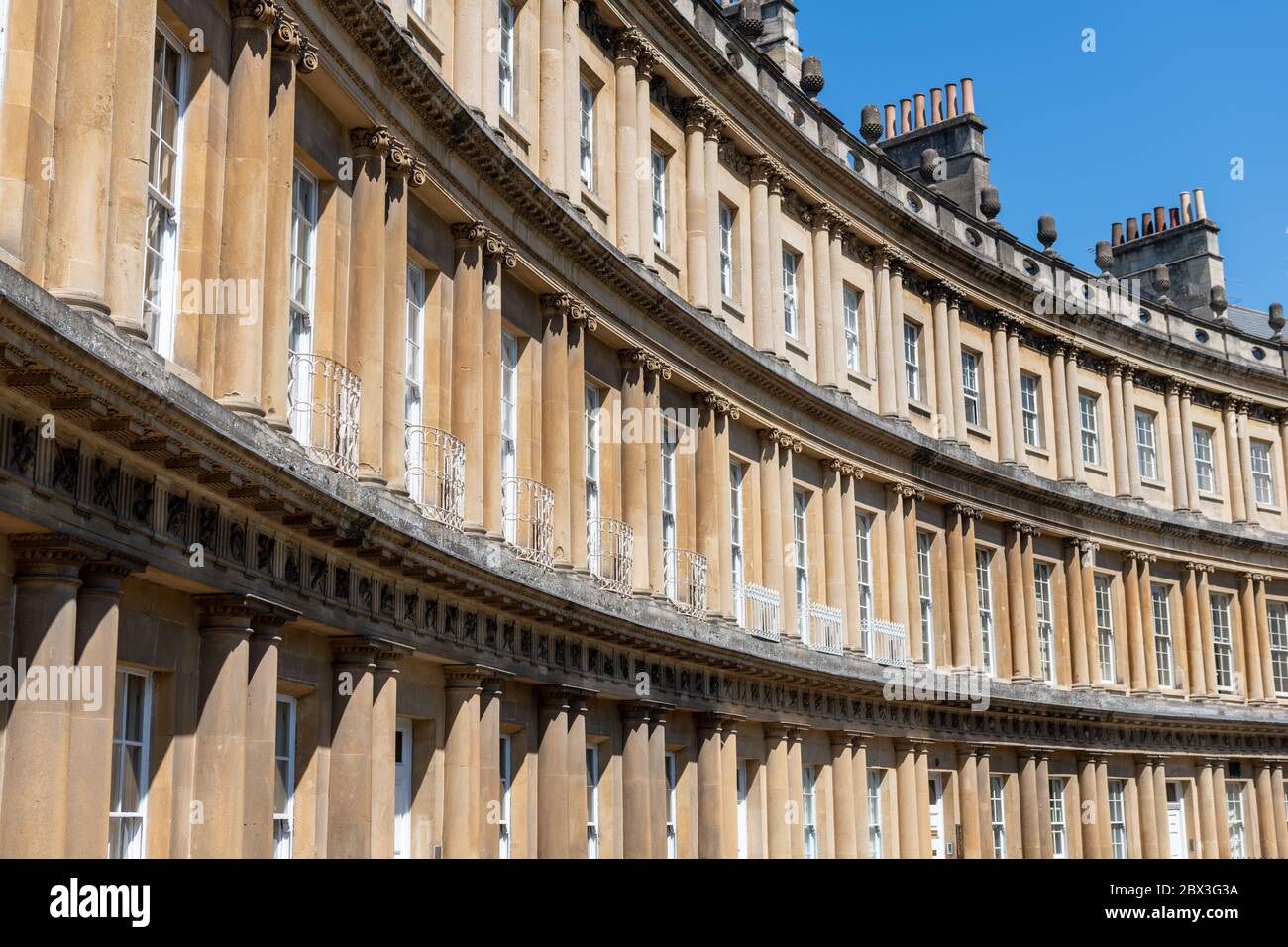 The Circus curved Georgian crescent terraced houses in Bath, England ...