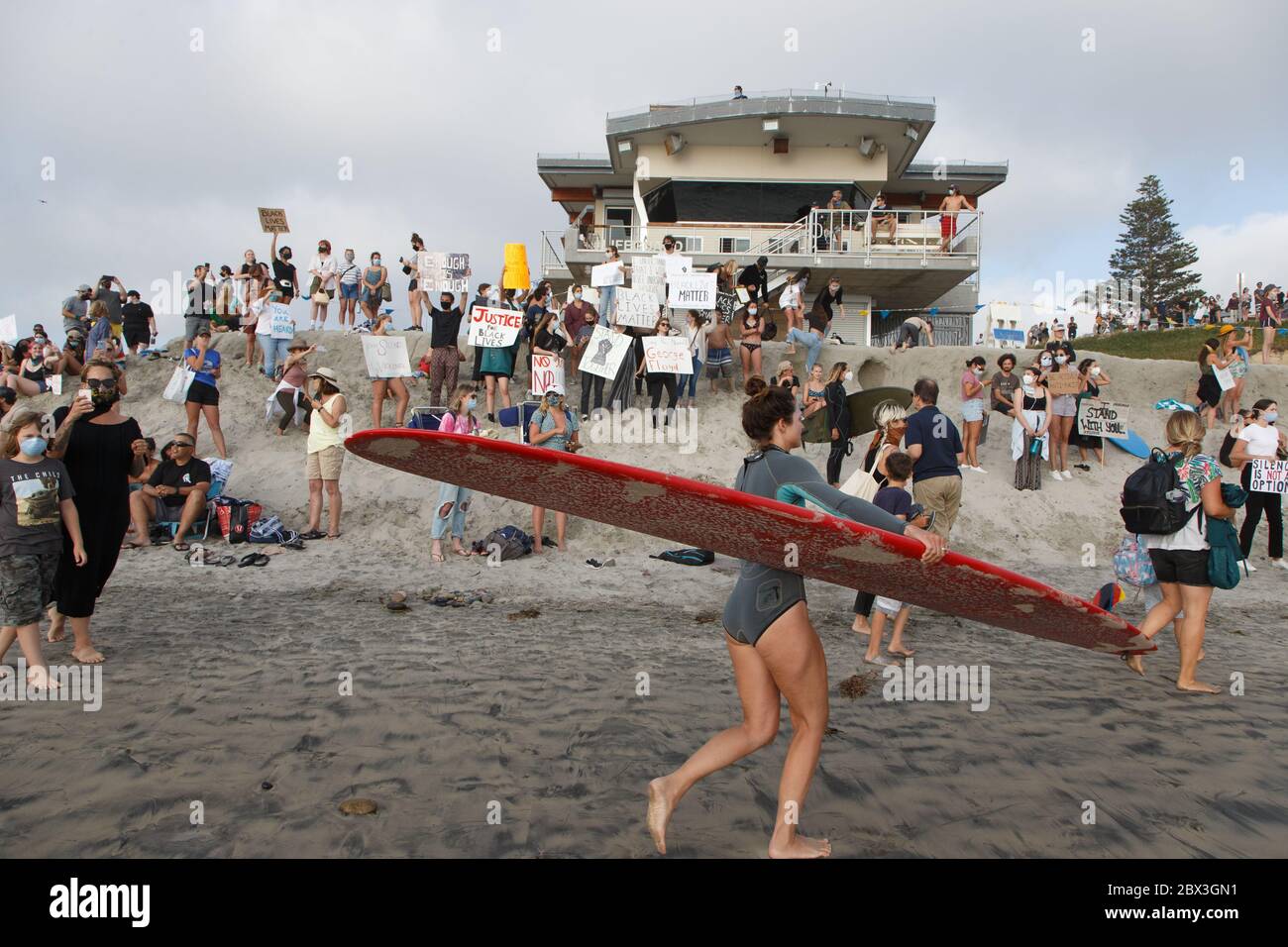 Humans rights protest with surfers hi-res stock photography and images ...