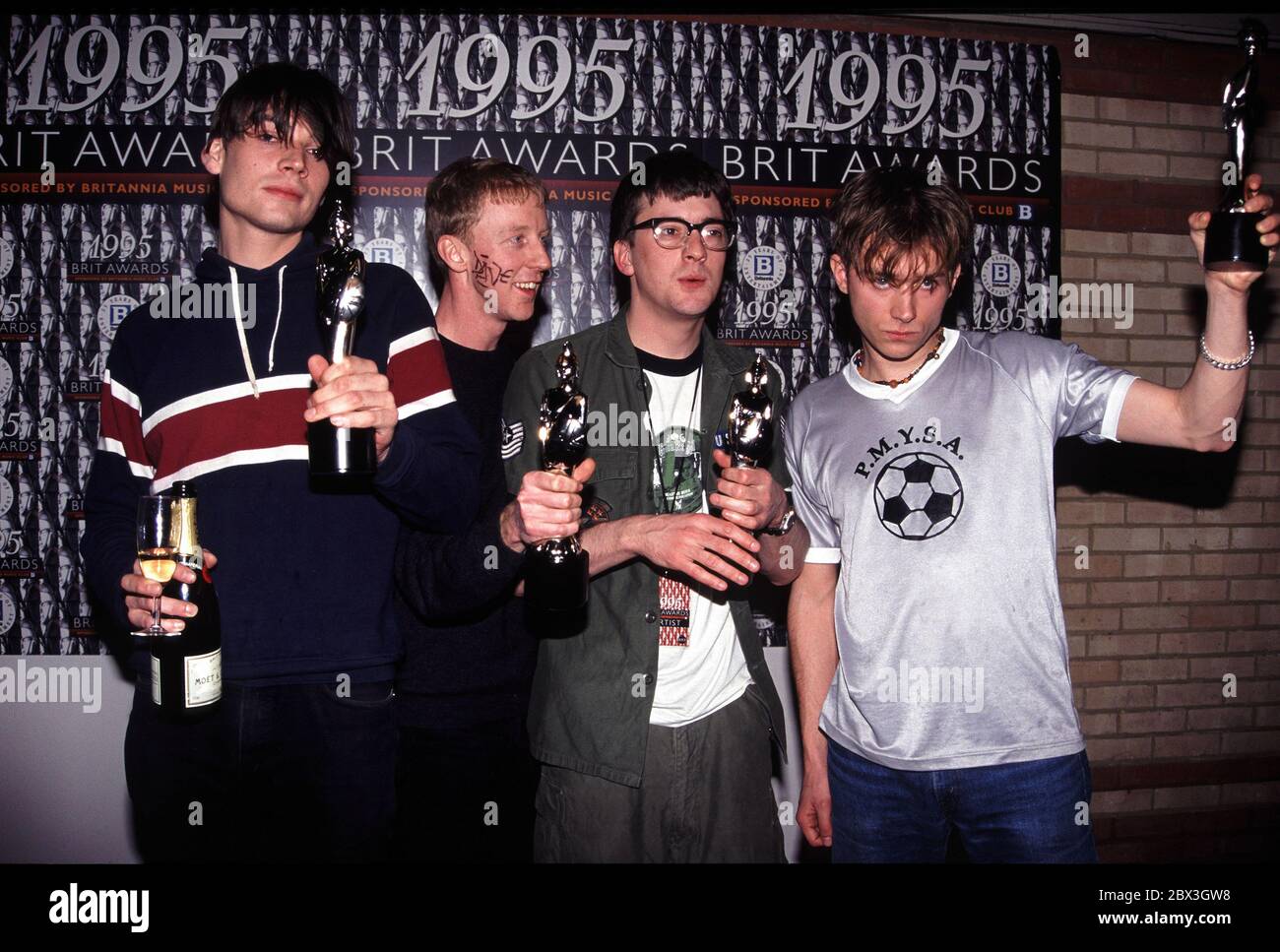 BLUR: Blur At the Brit Awards 1995 left Alex James; Dave Rowntree ...
