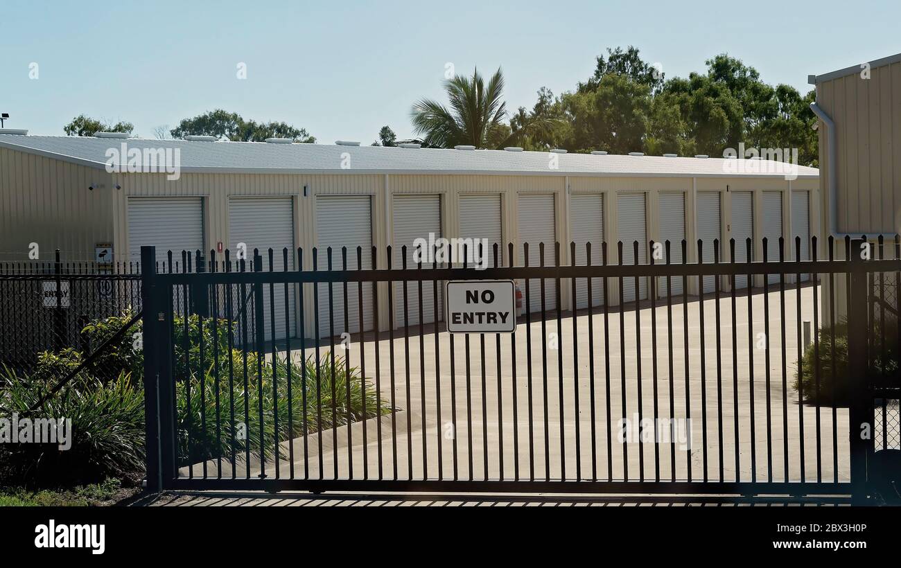 Storage unit garden hi-res stock photography and images - Alamy