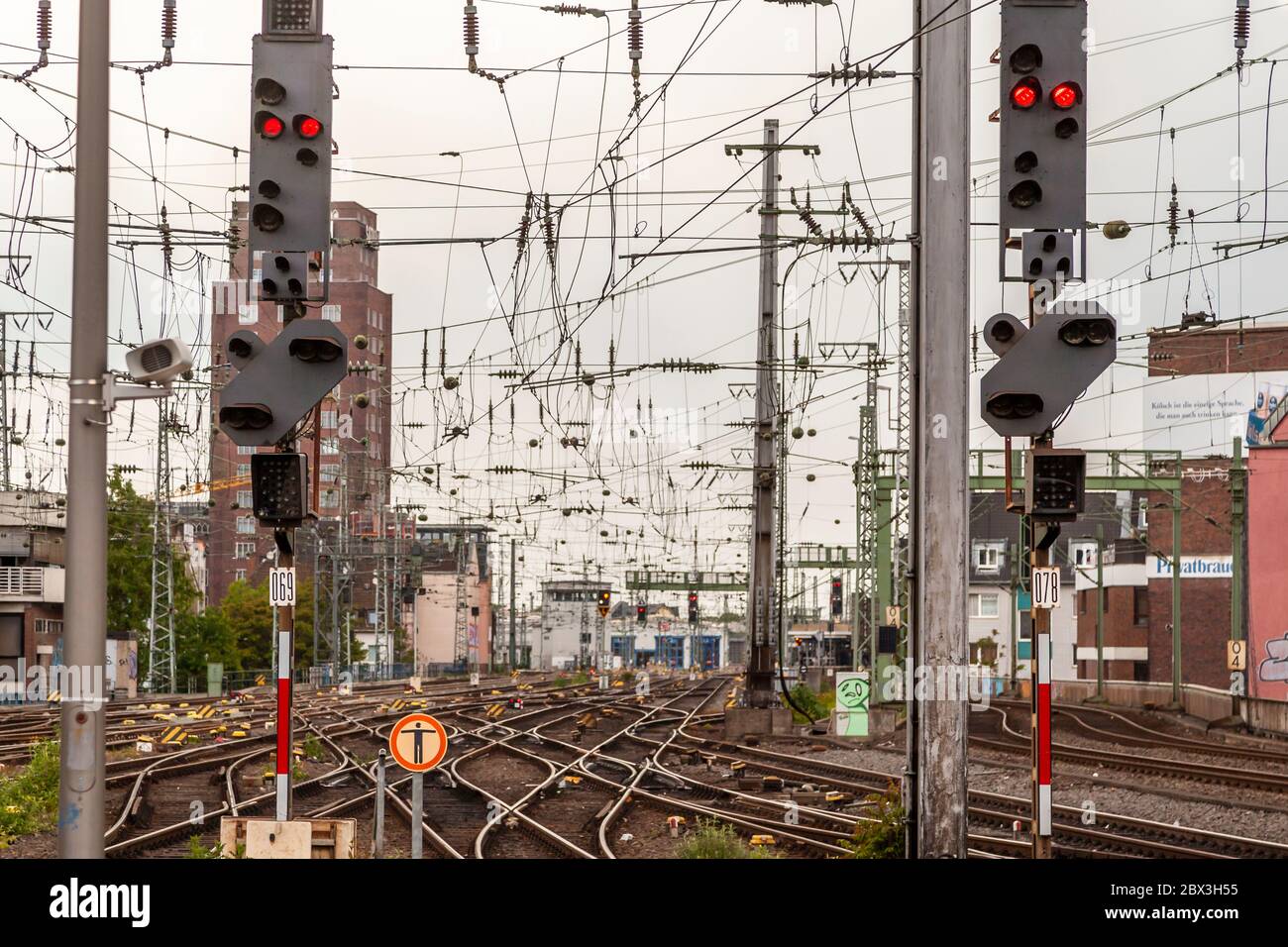 Tracks, switches, signals and overhead lines at Cologne Central Station ...
