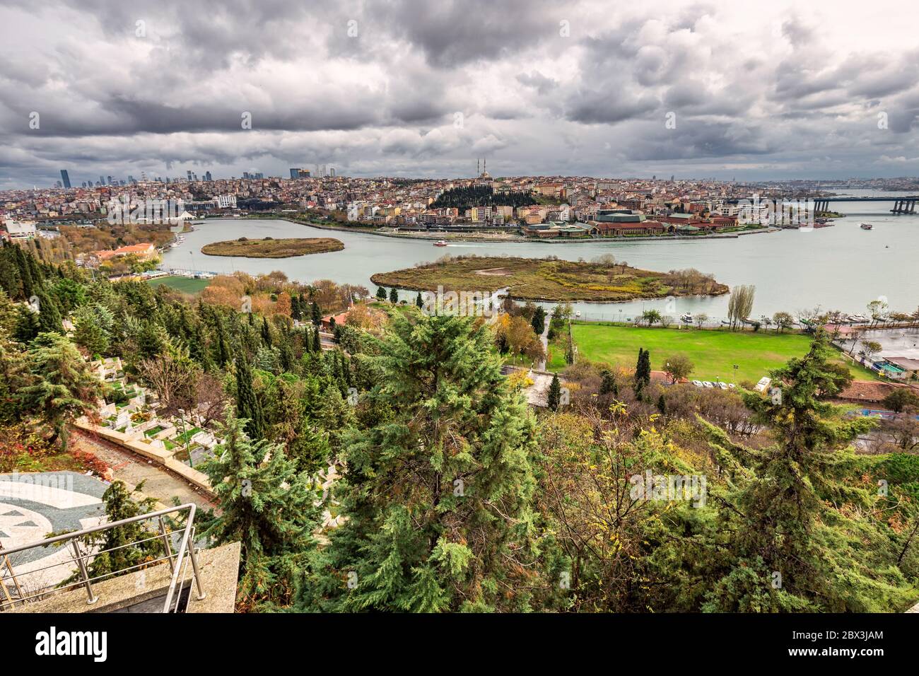 Pierre lotti cafe hi-res stock photography and images - Alamy