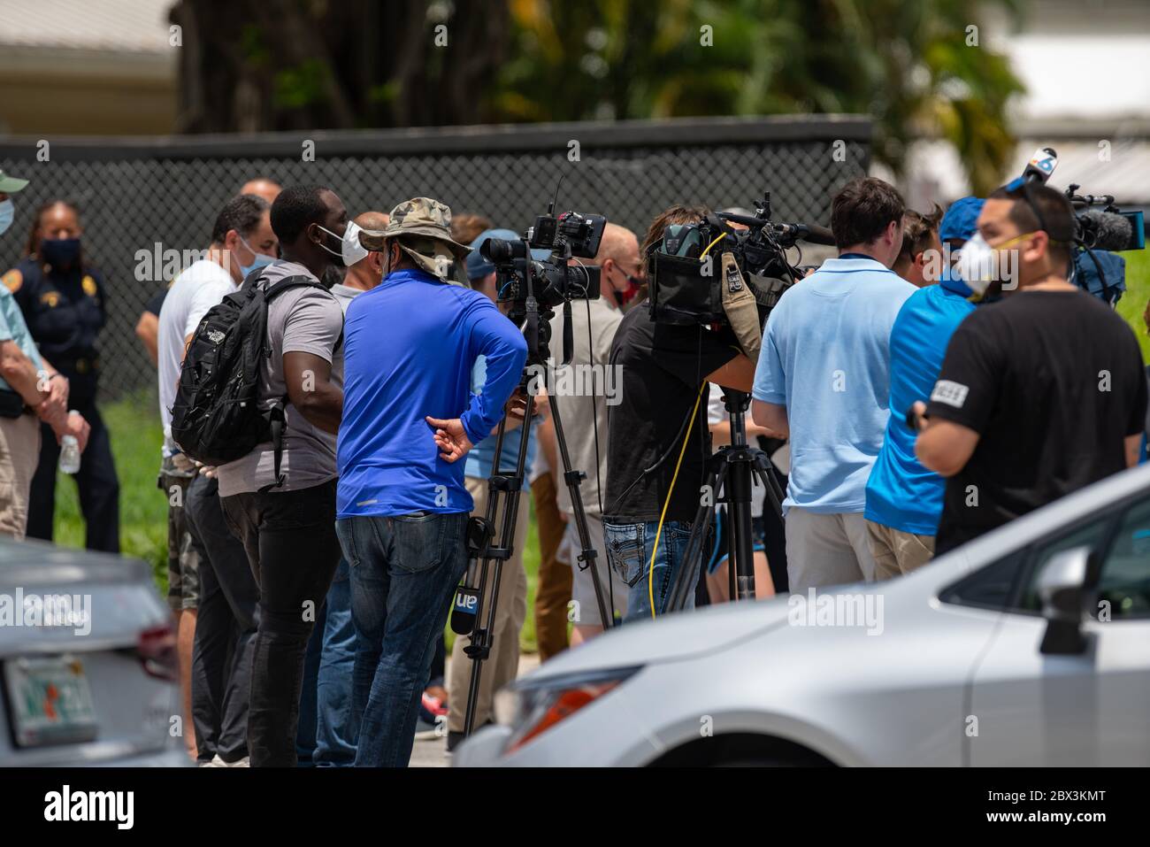 News crews covering riot events in Miami Stock Photo - Alamy