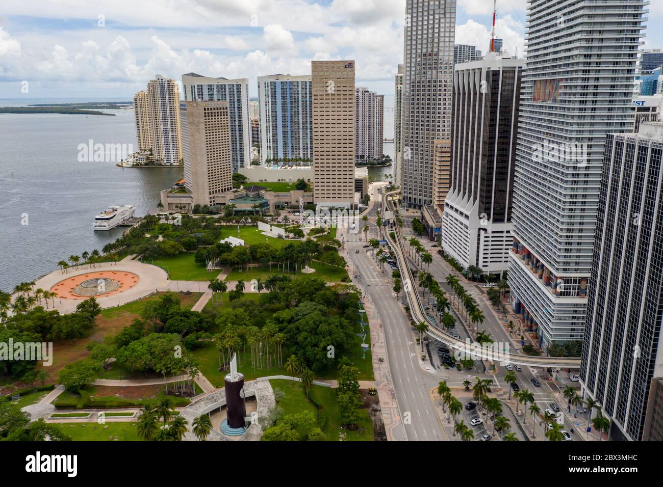 Aerial photo Downtown Miami Bayfront Park Stock Photo - Alamy