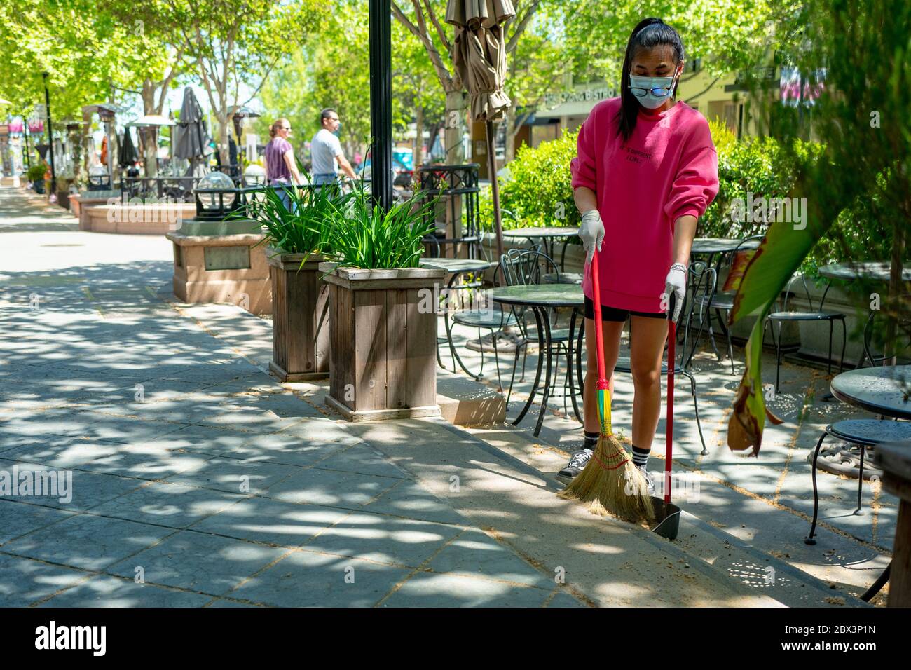 Uses broom hi-res stock photography and images - Alamy