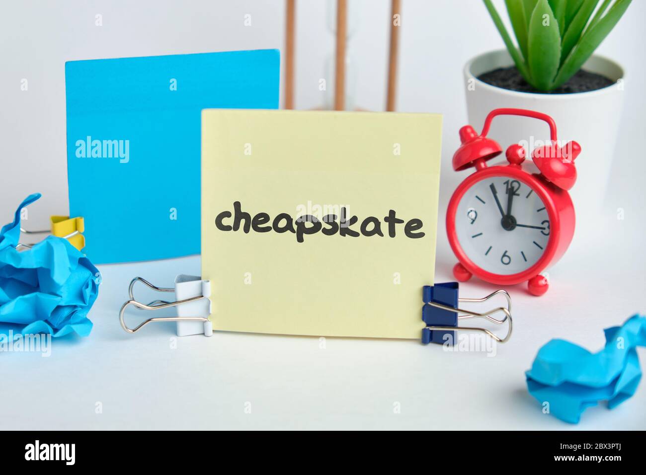Cheapskate hi-res stock photography and images - Alamy