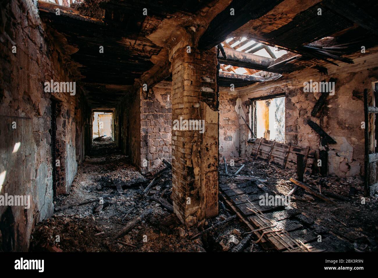 Burnt old rural house interior. Consequences of fire Stock Photo - Alamy