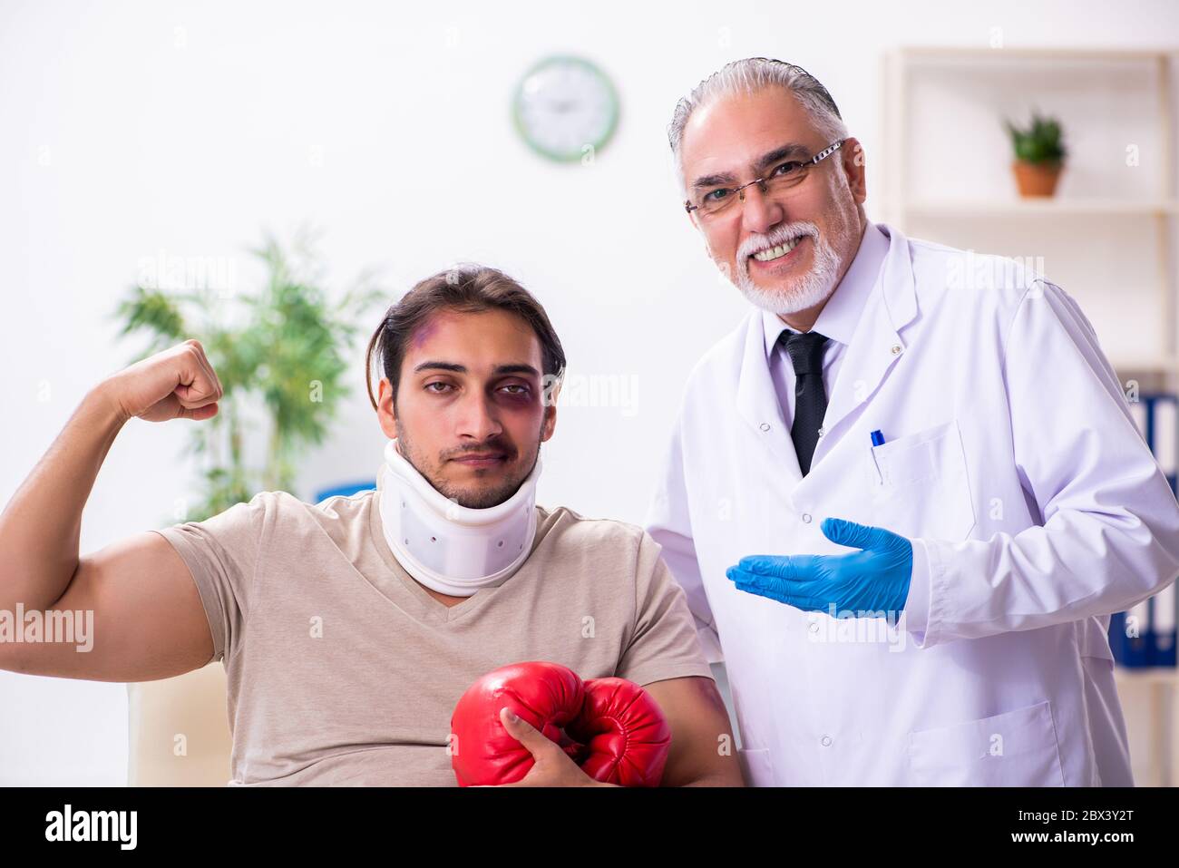 Boxer injured eye hi-res stock photography and images - Alamy