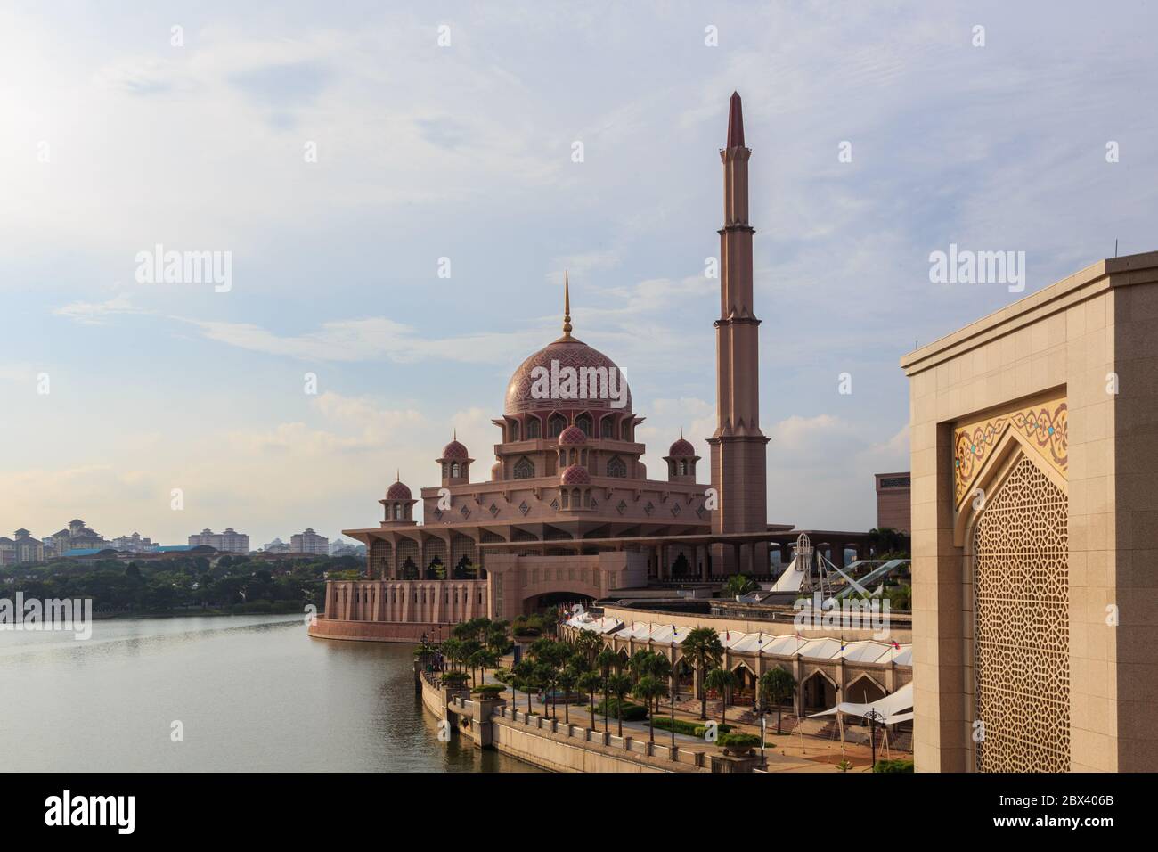 Beautiful architecture of Putrajaya Mosque Malaysia - Travel Concept ...