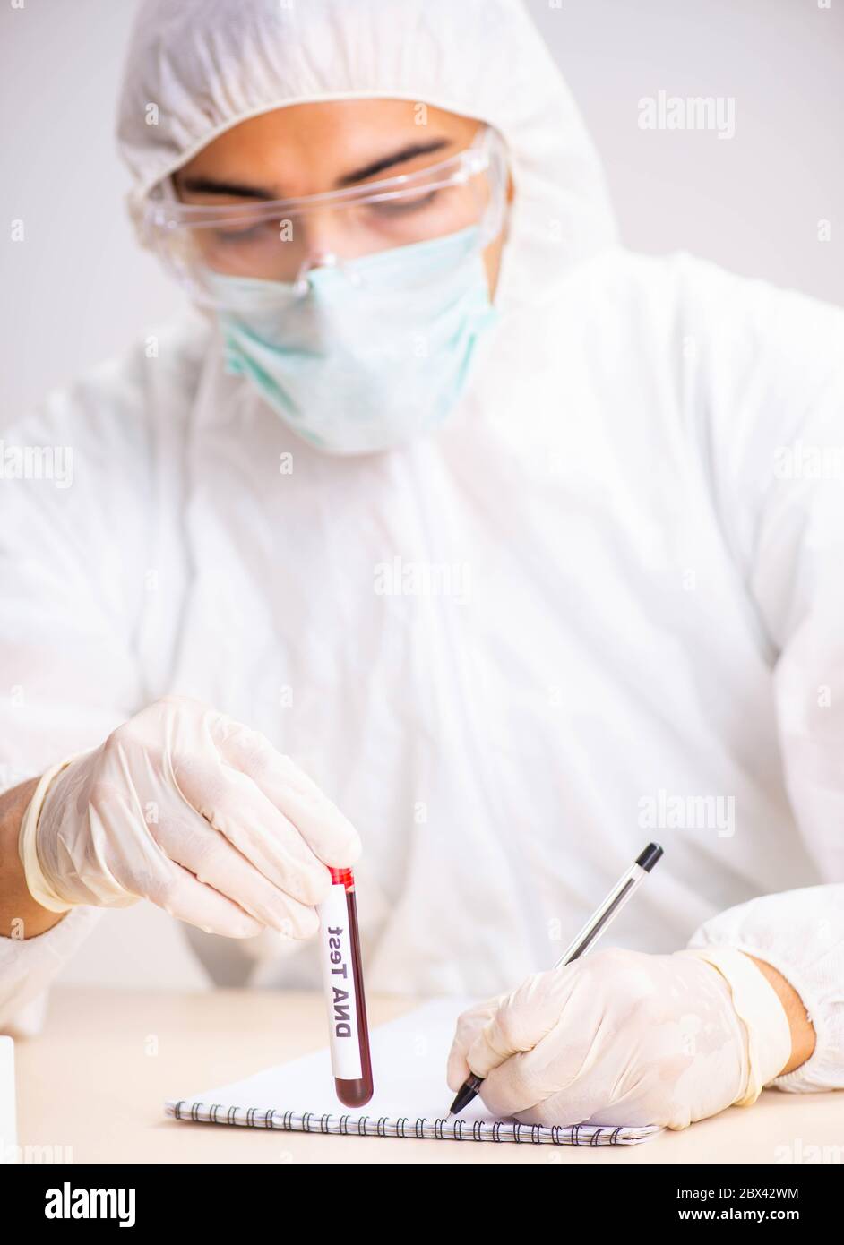 Genetic testing results doctor hi-res stock photography and images - Alamy