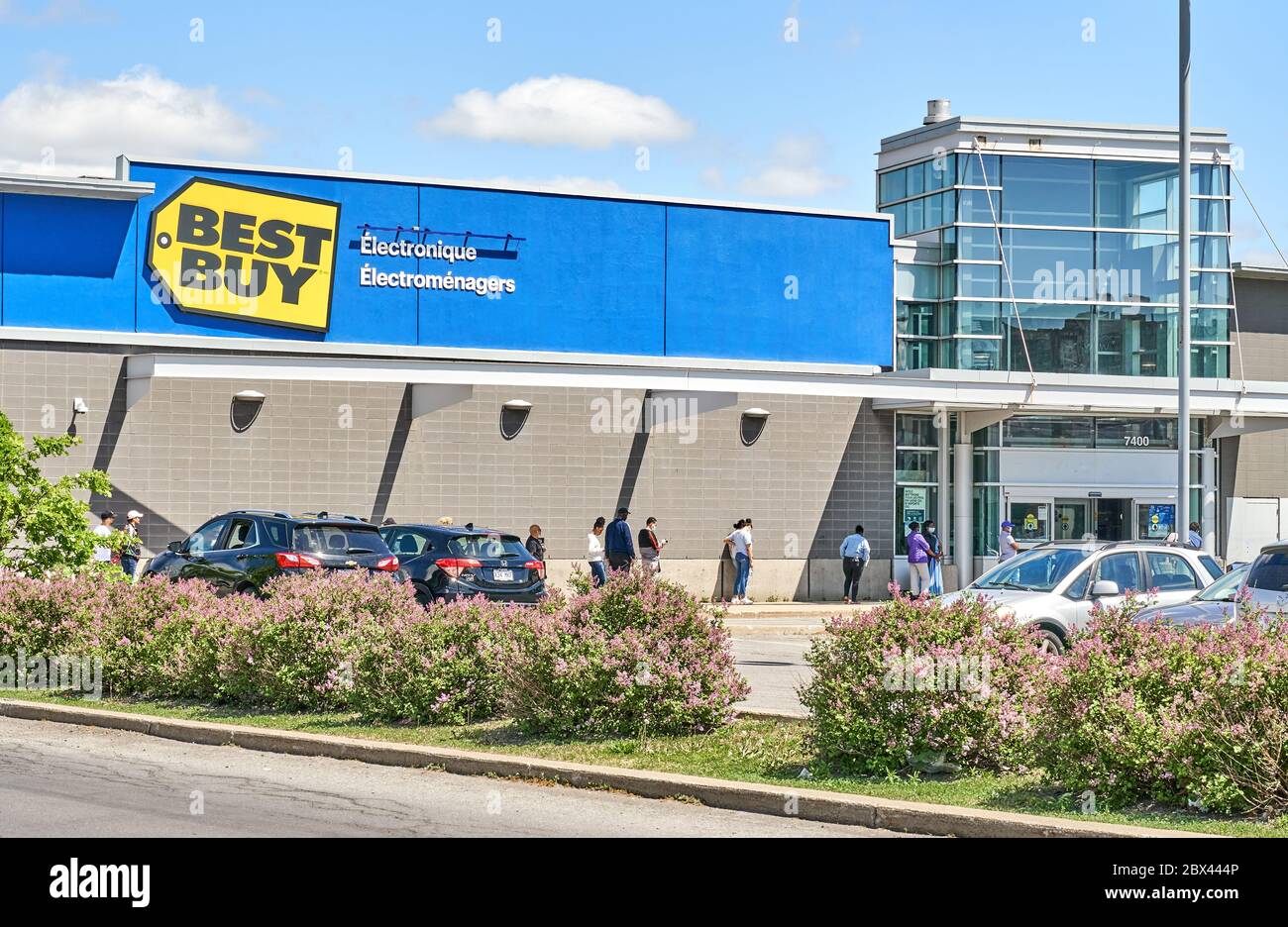 Best buy store hi-res stock photography and images - Alamy
