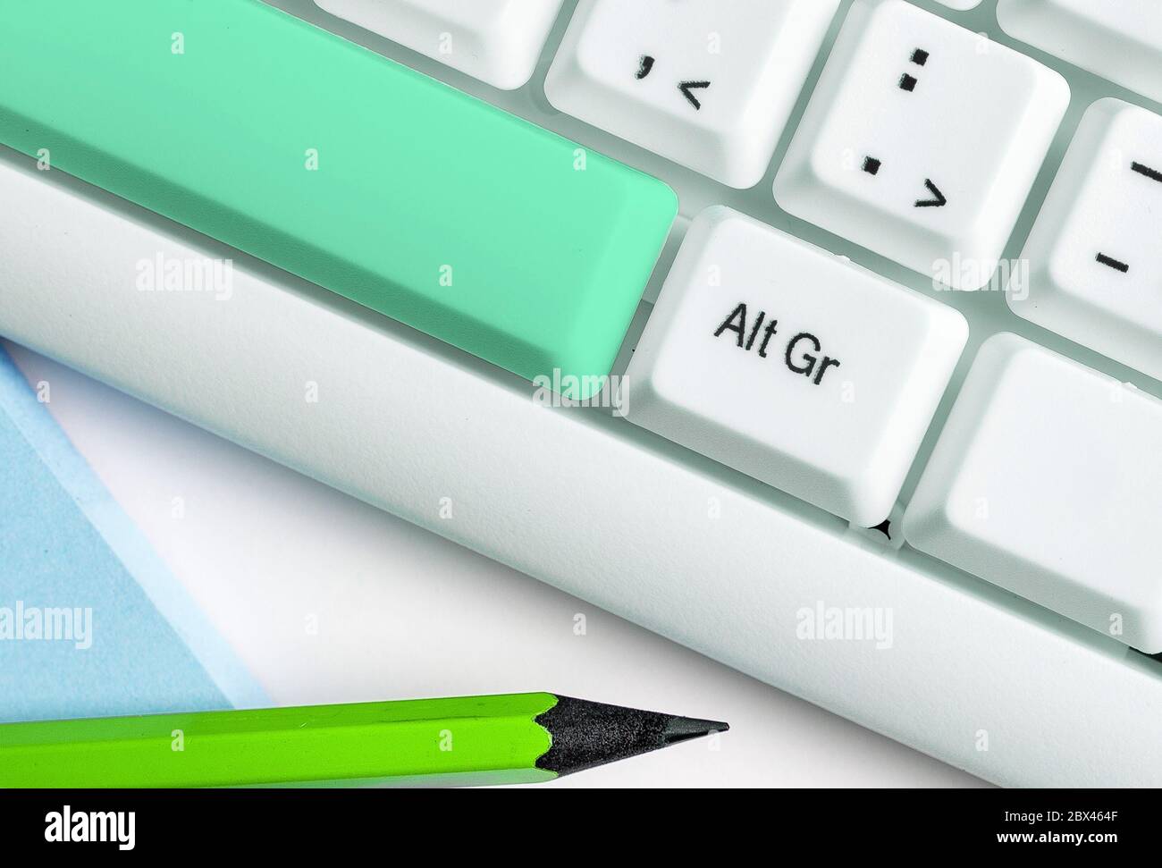 Pc Keyboard Key With Empty Note Paper Above Copy Space Stock Photo - Alamy