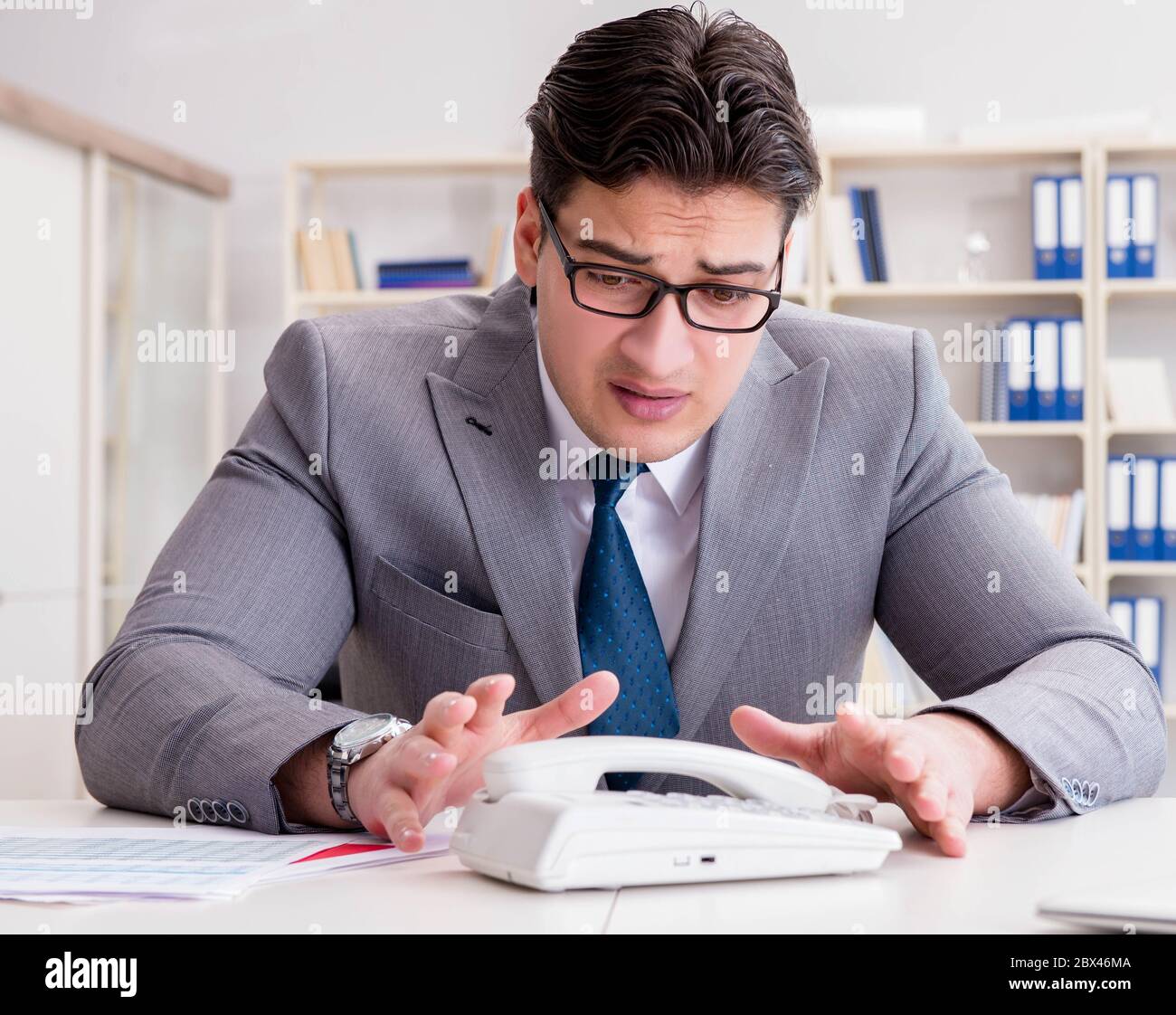 Man telephone waiting impatient hi-res stock photography and images - Alamy