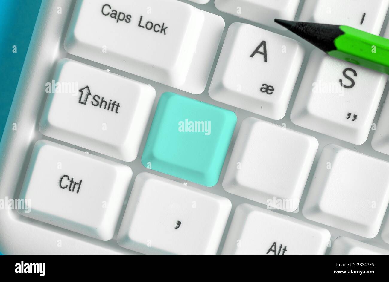 Pc Keyboard Key With Empty Note Paper Above Copy Space Stock Photo - Alamy