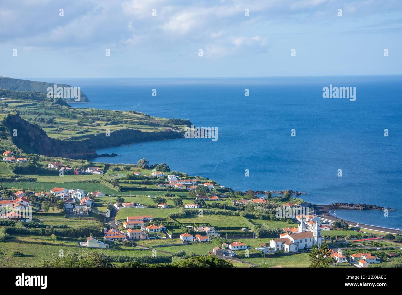 Horta azores hydrangea hi-res stock photography and images - Alamy